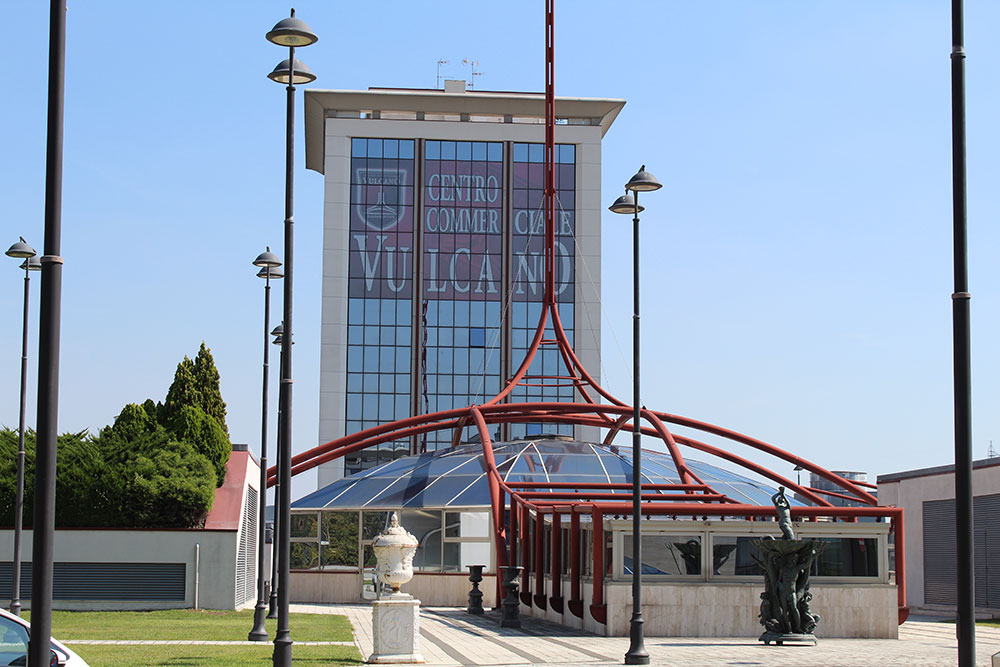 Shopping - Centro Commerciale Vulcano