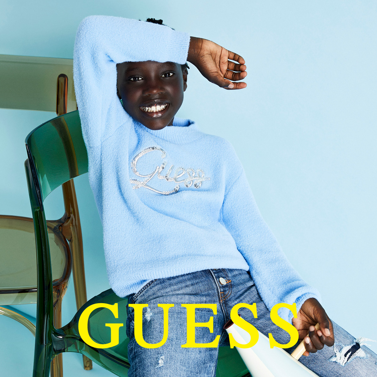La nuova stagione Autunno-Inverno di GUESS Kids - Centro Commerciale ...